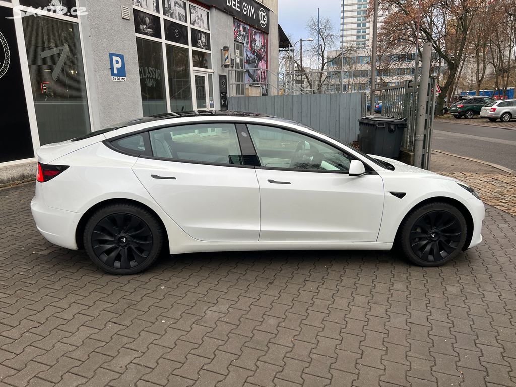 Tesla Model 3 Long Range (2021) | Tažné + Boost | SOH 91% | DPH