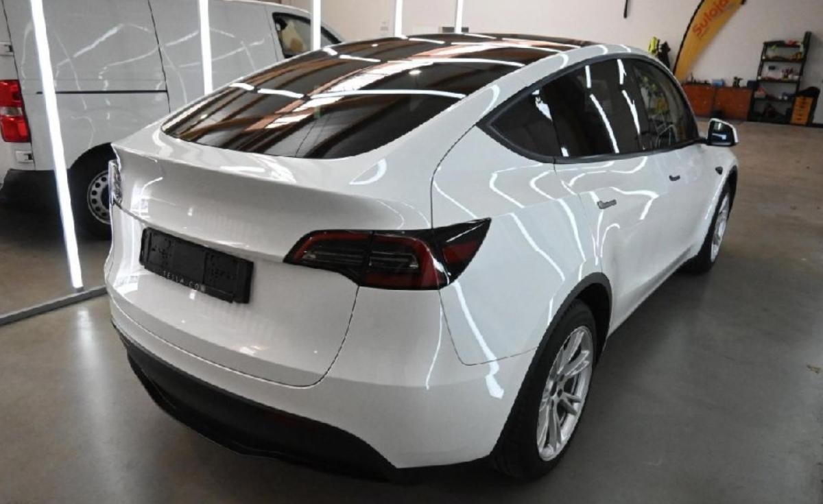 Tesla Model Y Long Range (Giga Berlin) 4x4 | AMD Ryzen | Odpočet DPH ...